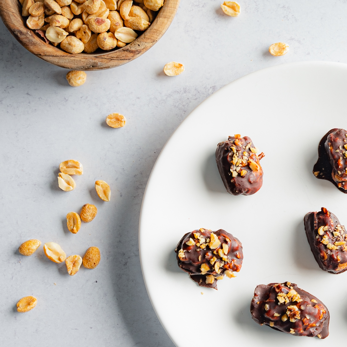 Easy & Healthy Snickers Dates (Chocolate Covered Date Bites) | The Addy ...